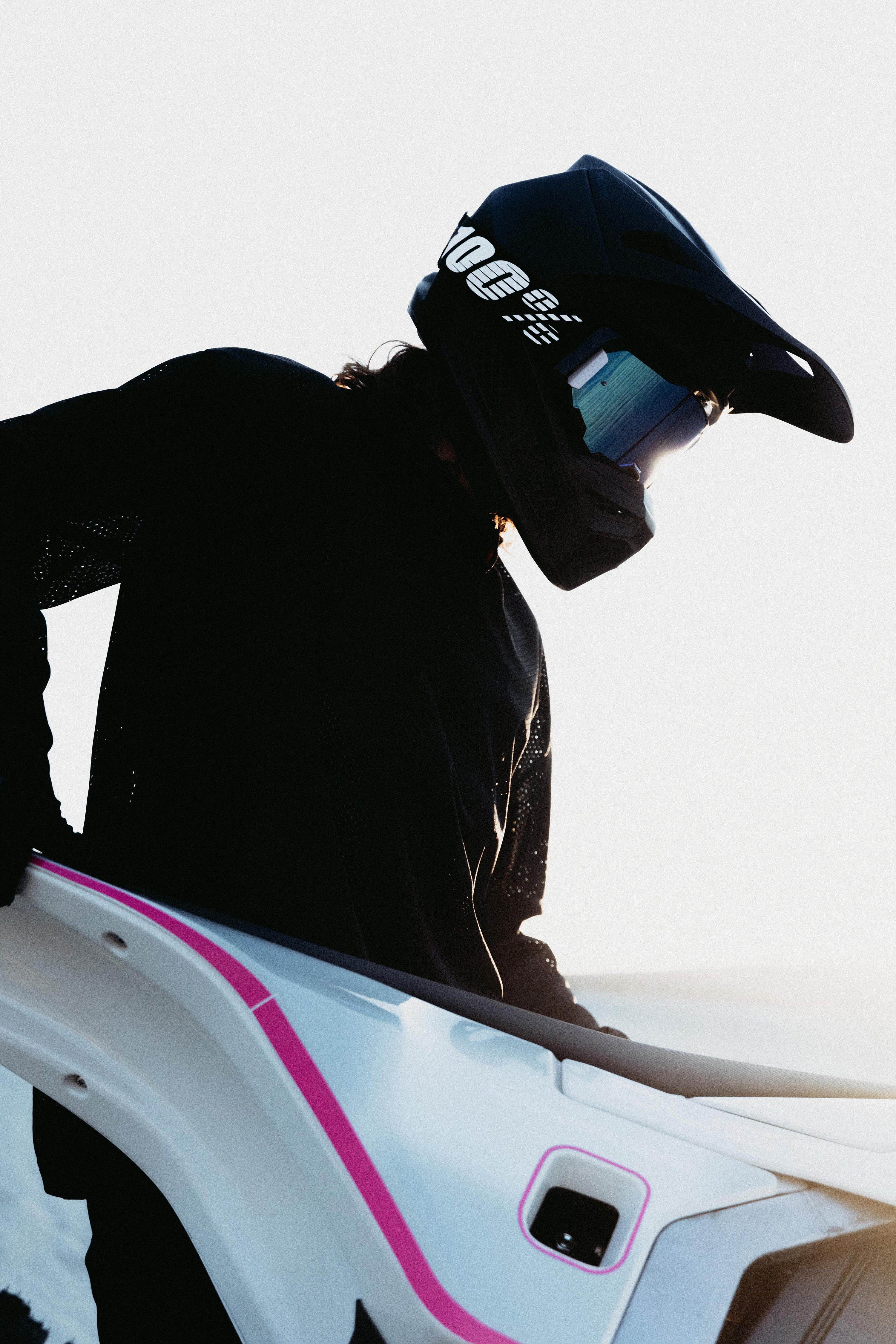 Launch Edition Graphics Kit – Dust Moto