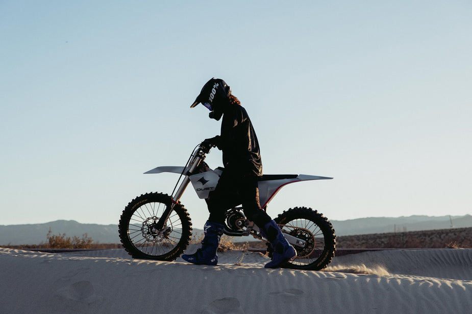 Launch Edition Graphics Kit – Dust Moto