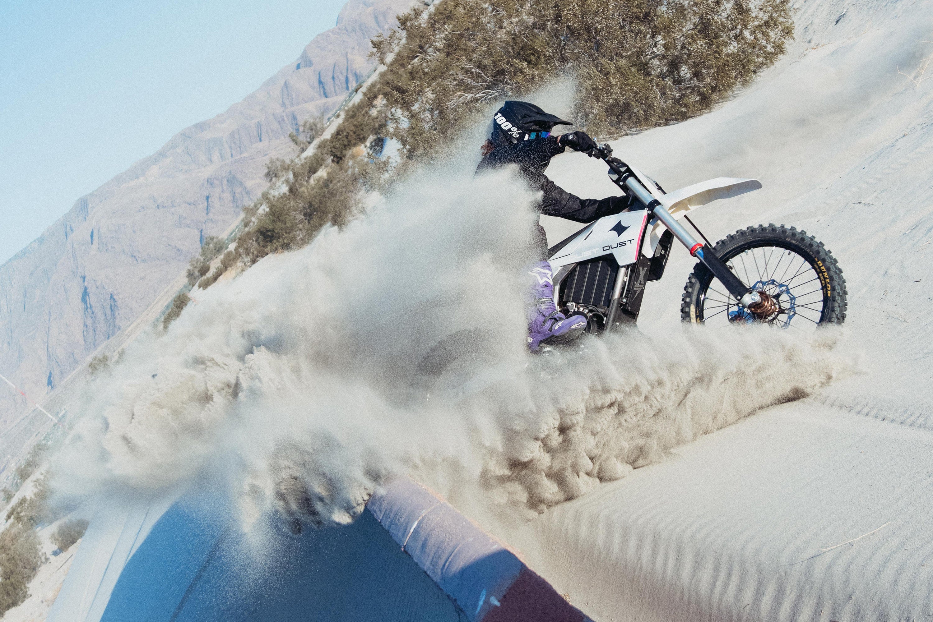 Launch Edition Graphics Kit – Dust Moto