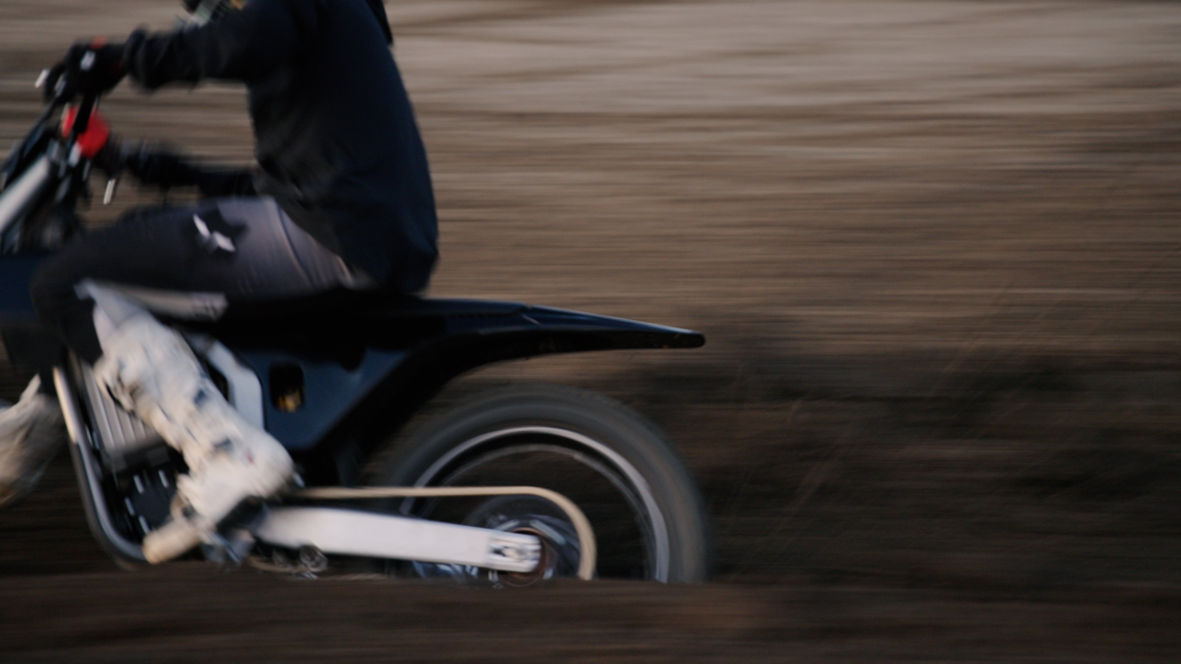 Dust Moto - American Electric Moto