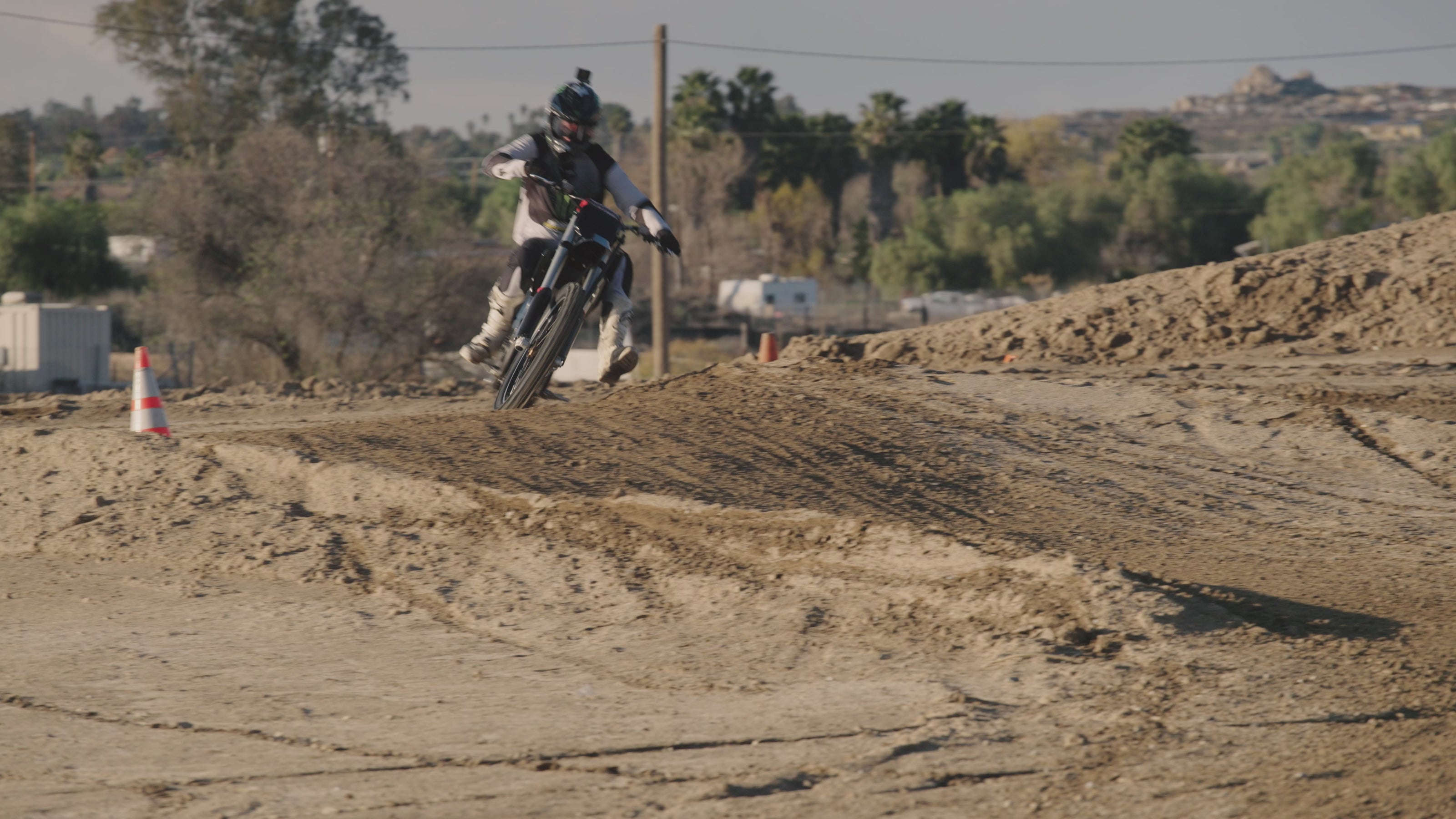 Dust Moto - American Electric Moto