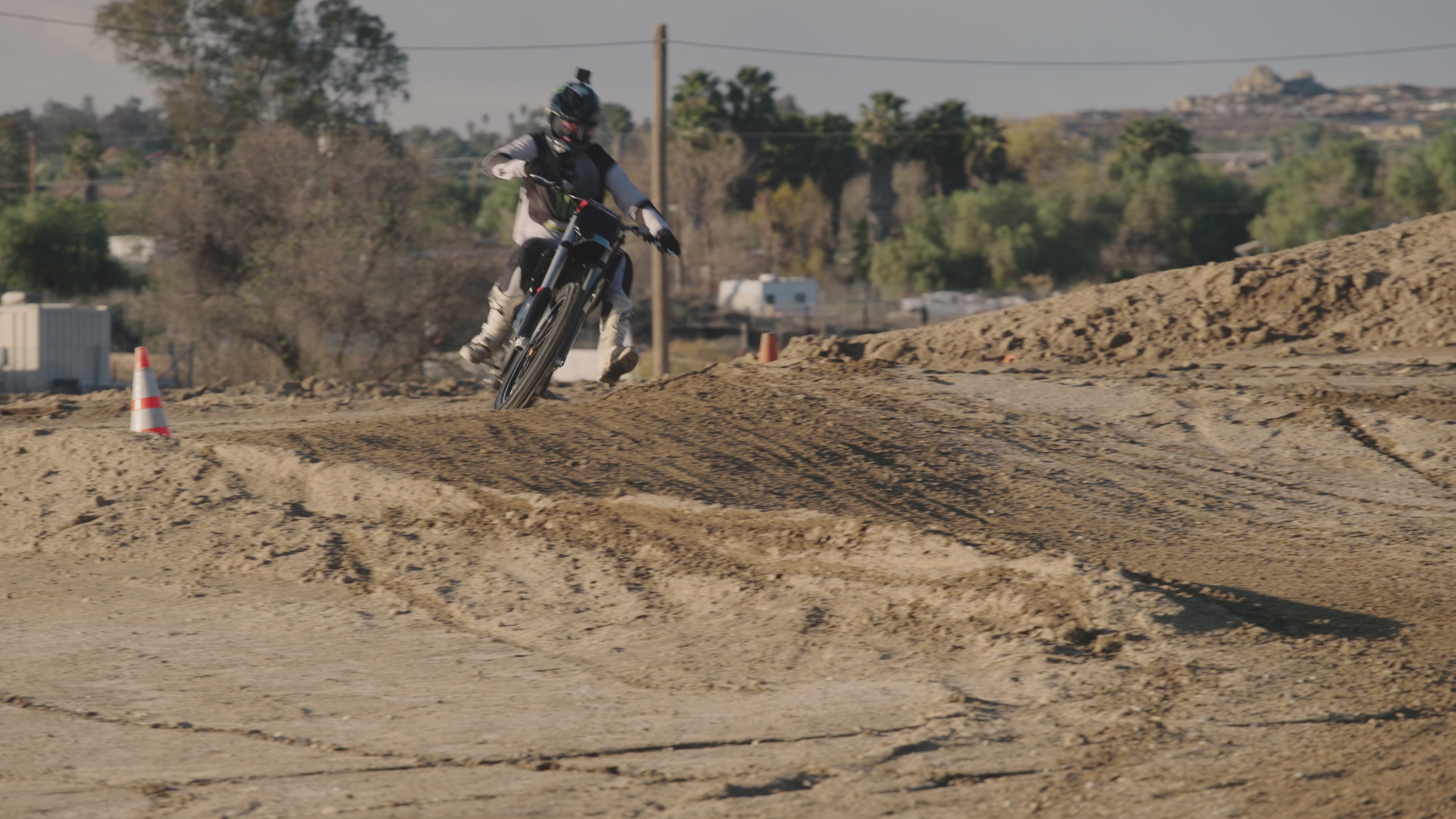 Dust Moto - American Electric Moto